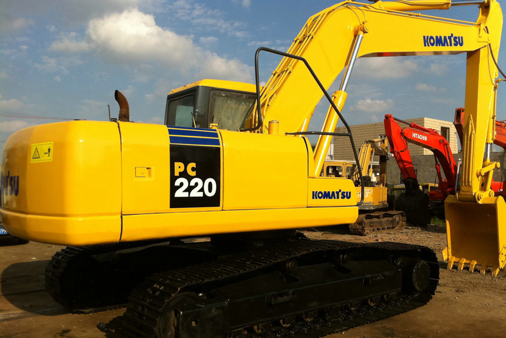 Komatsu PC220-7 Specs | Transwest