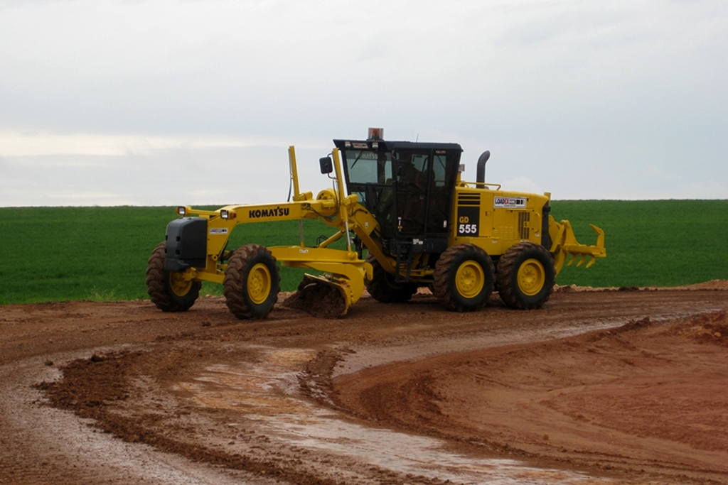 Komatsu GD555-5 Specs | Transwest